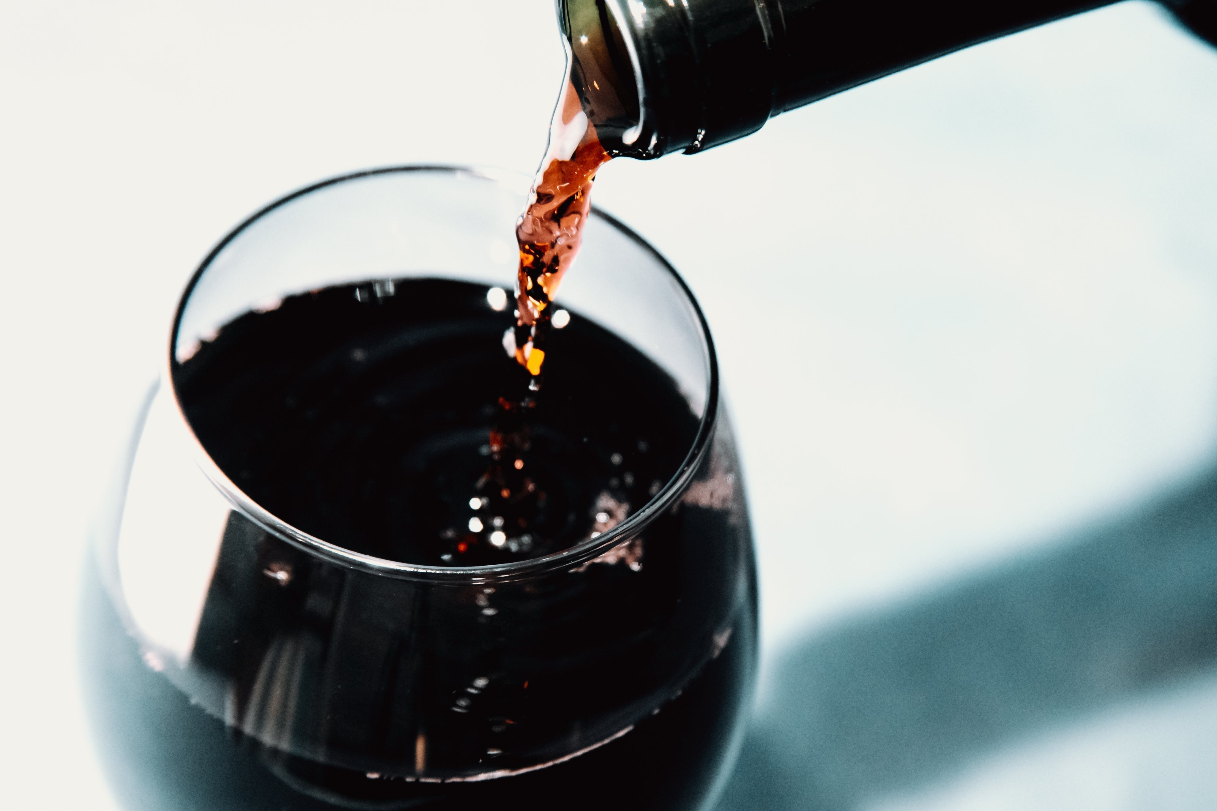 Vino Tinto: Guía Completa Para Elegir El Ideal | Viparmex